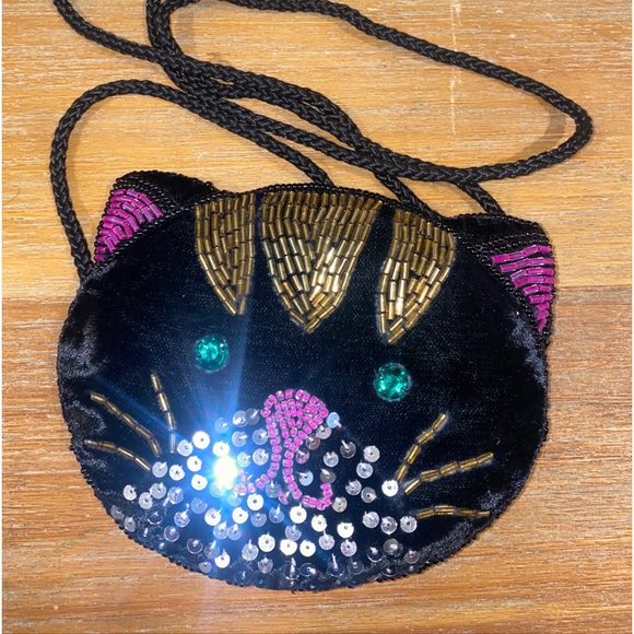 Bags | Beaded Cat Shaped Small Zipper Purse Wlong Beaded Strap Black ...
